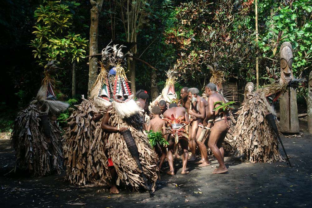 A Celebration to Behold: The Secrets of the Rom Dance | Kava – Bula ...